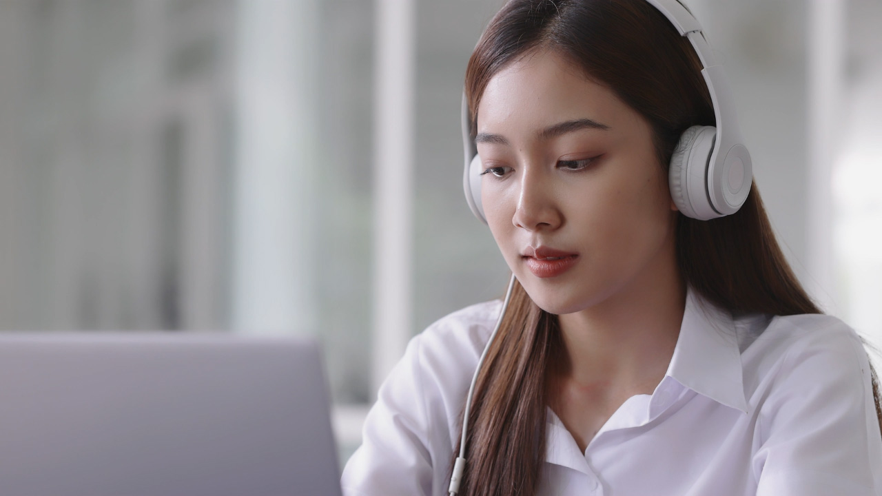 TranscriptionWing: 100% Human Transcription Services